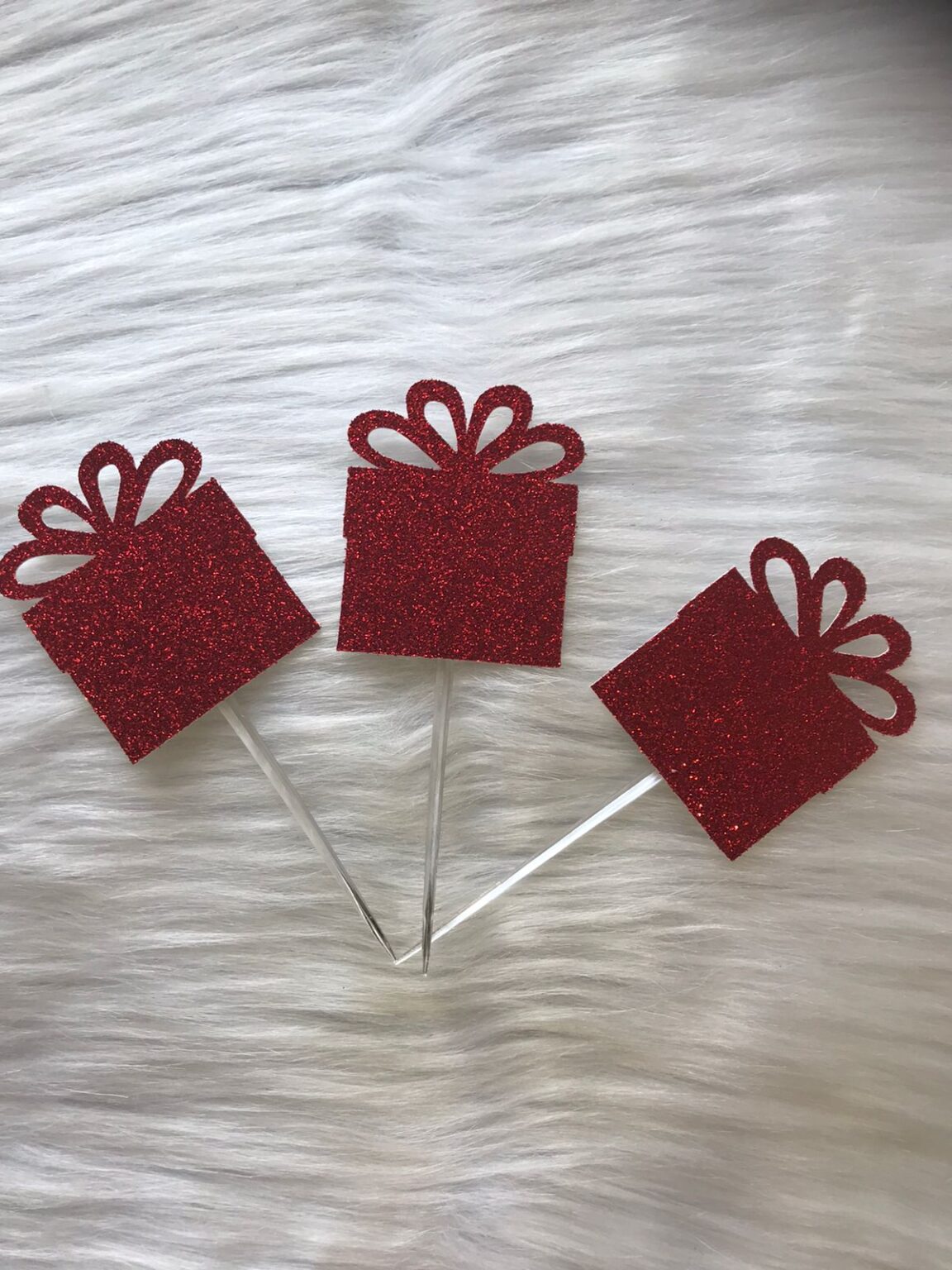 Christmas Present Cupcake Toppers – Red Glitter – cakewarehousett.com